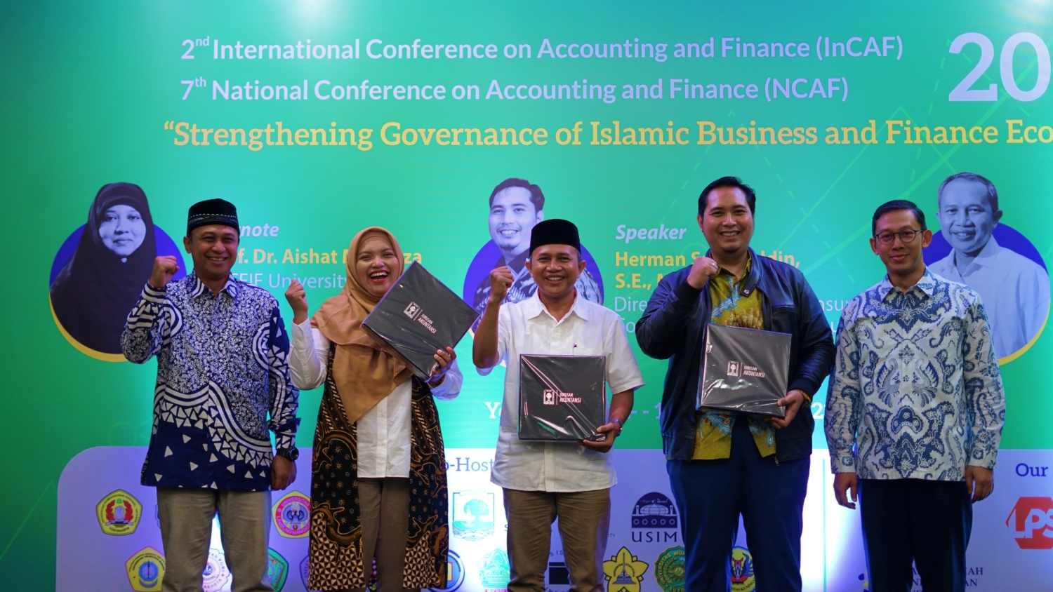 Wawasan Strategis dalam Akuntansi dan Keuangan: Mengungkapkan Tren dan Inovasi - 2nd InCAF & 7th ...